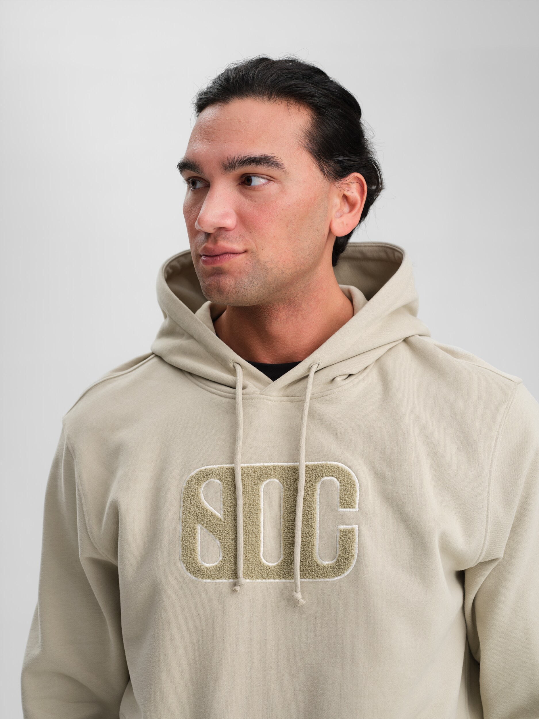 SOC M Graphic Hood på stadium.se